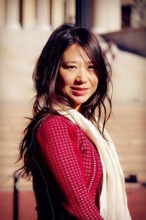 Beautiful woman looking for a mate, please forward: New York Institute ...